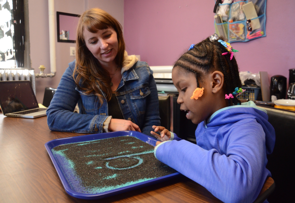 What Are Early Symptoms of Dyslexia? - Teresa Garretson Site